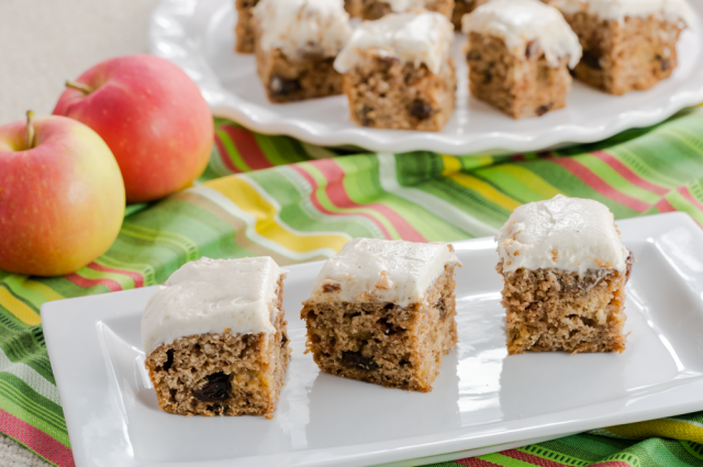 Raisin Spice Bars - Mama Needs Cake®