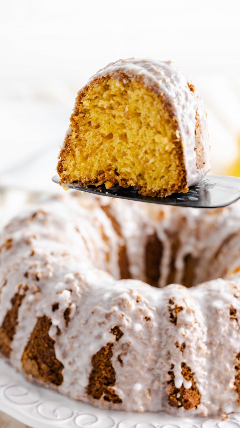 7up Lemon Pound Cake (Boxed Cake Mix) - Mama Needs Cake®