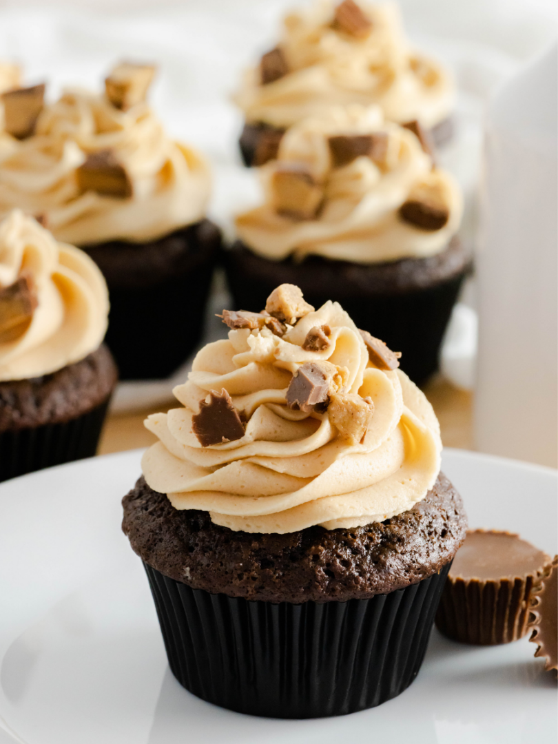 17 Mother's Day Cupcakes Ideas - Mama Needs Cake®