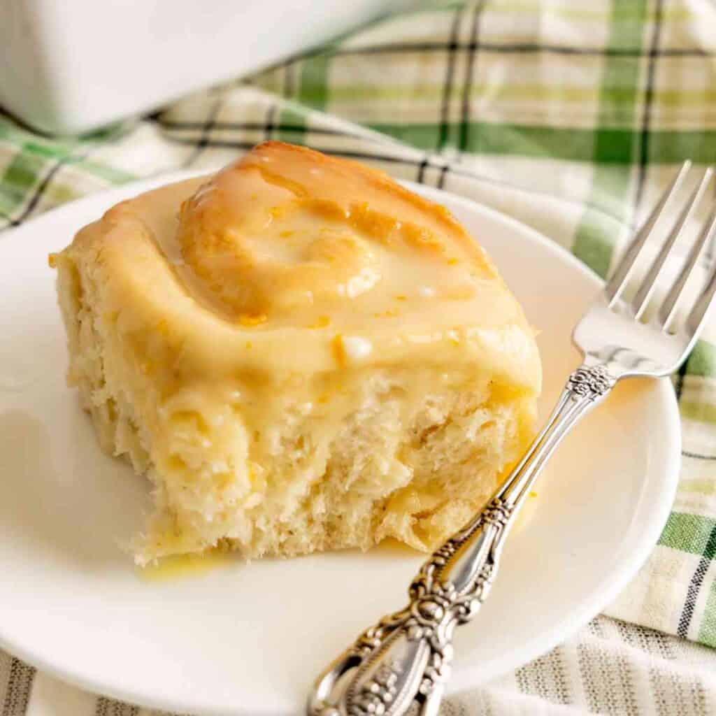 Orange Rolls - Mama Needs Cake®