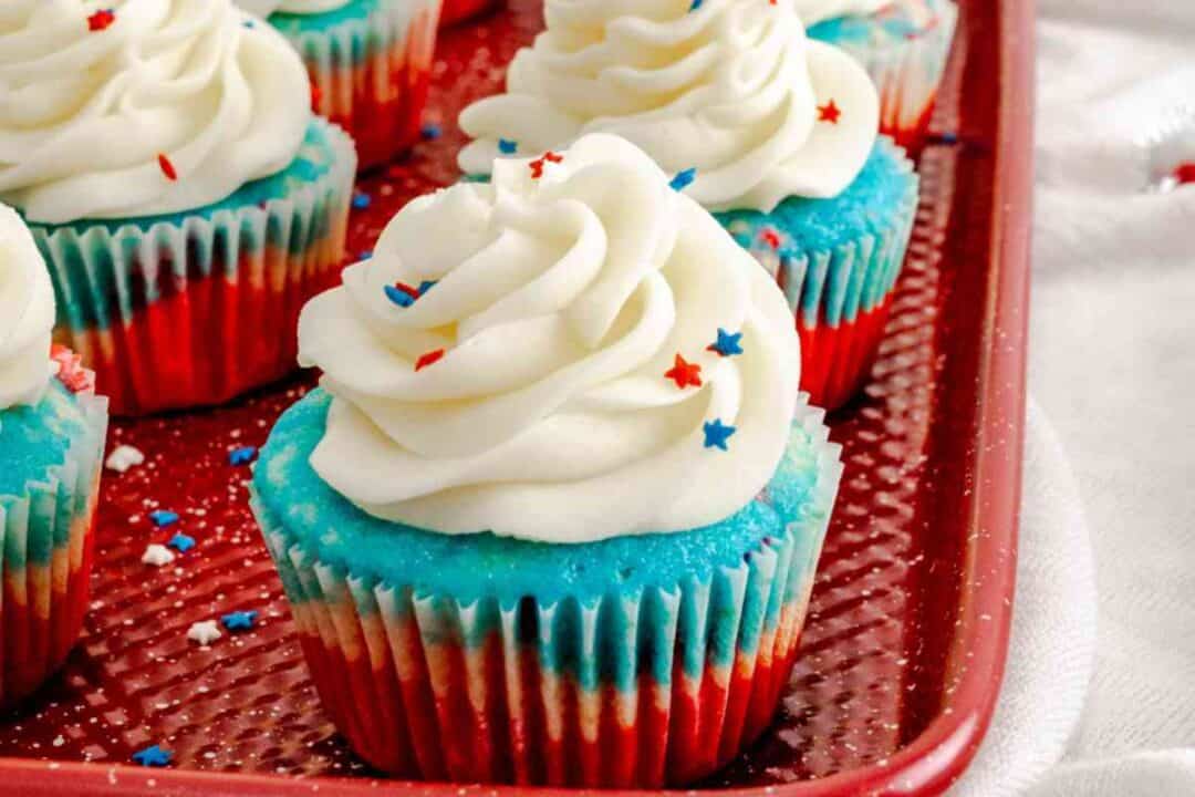 10 Easy Memorial Day Desserts - Mama Needs Cake®