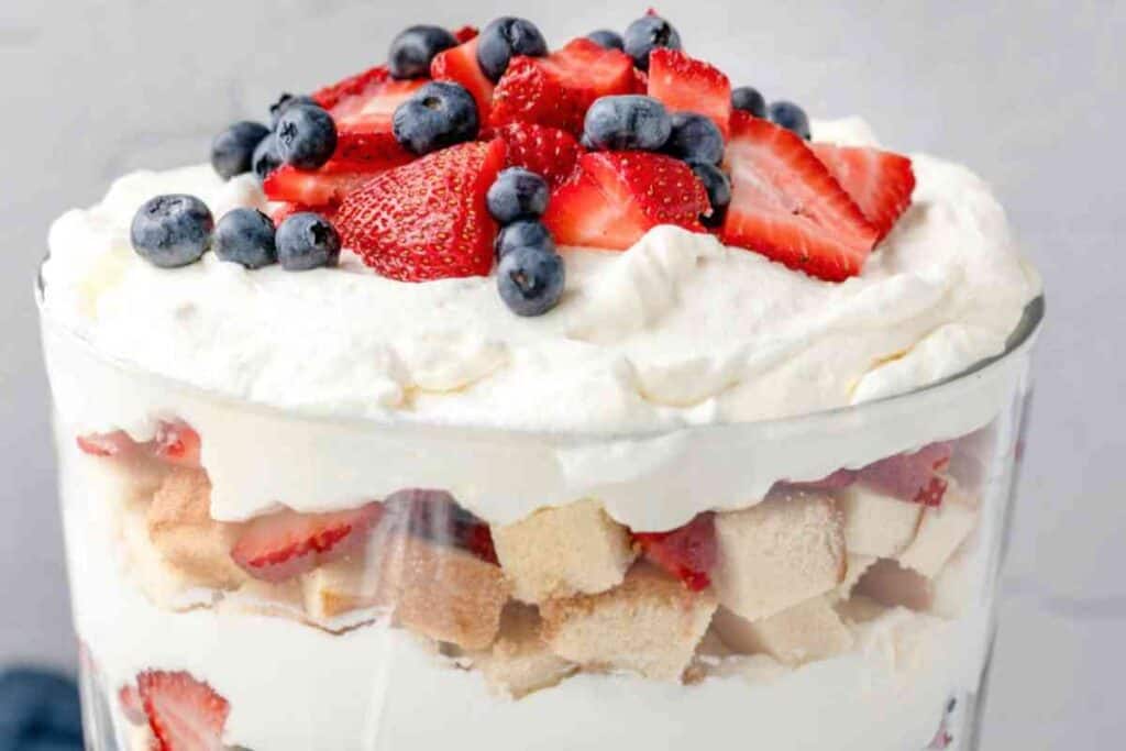 10 Easy Memorial Day Desserts - Mama Needs Cake®