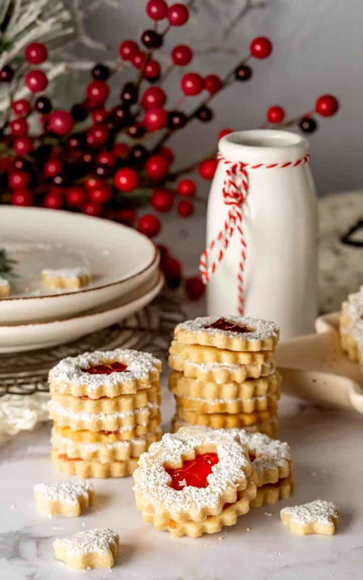 Linzer Cookies - Mama Needs Cake®