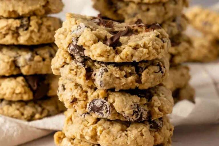 12 Easy Christmas Drop Cookies to Try This Holiday Season - Mama Needs ...