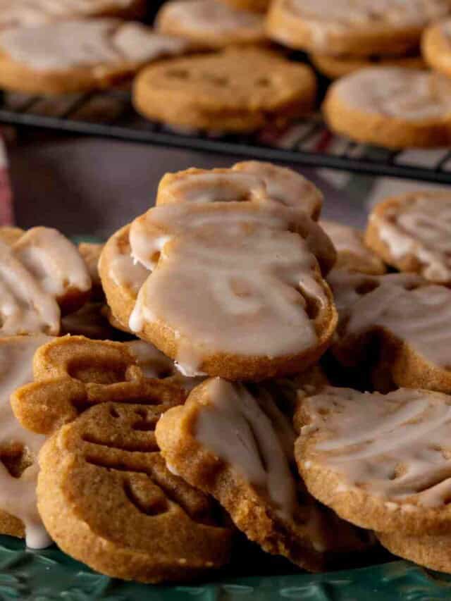 Spice Cookies with Rum Glaze - Mama Needs Cake®